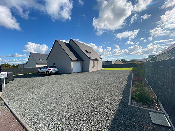 Maison à vendre - Saint-Samson-de-Bonfossé - 5 pièces - 4 chambres