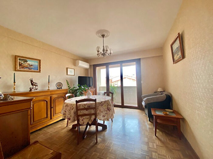 Appartement à vendre - Marseille e , Baille - 1 pièce - 2 chambres