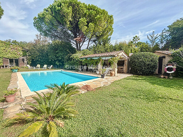 Maison à vendre - Mougins, Font Neuve, Saint-Basile, Fontmerle, Nartassière - 6 pièces - 5 chambres