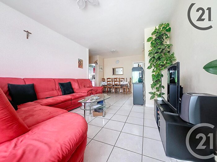 Appartement à vendre - Troyes, Saint-Martin - 4 pièces - 2 chambres