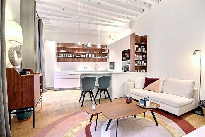 Appartement à louer - Saint Germain des Prés, Paris ème arrondissement - 1 pièce