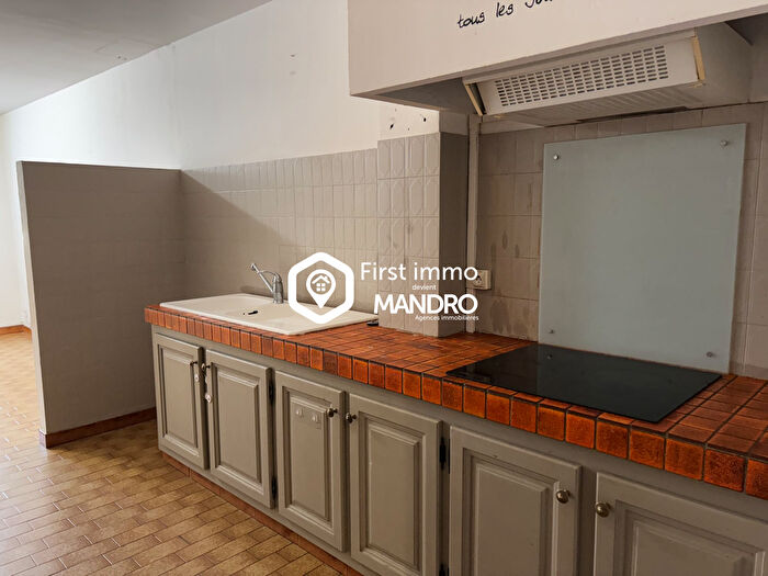 Maison à louer - Ille-sur-Têt - 3 pièces - 2 chambres