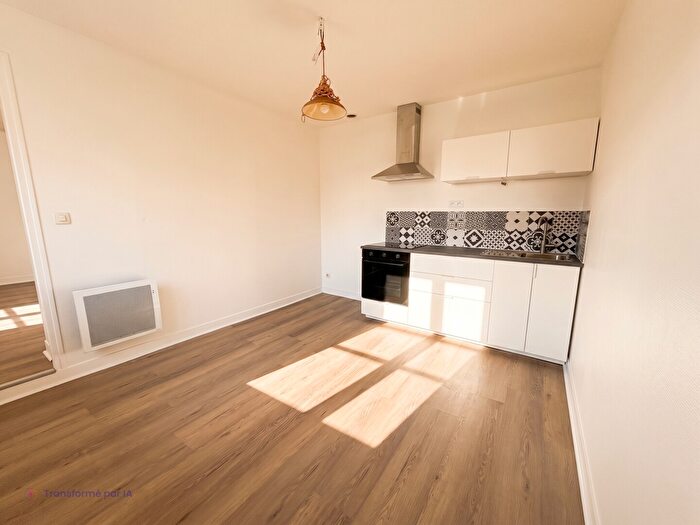 Fleury-les-Aubrais, Boudines, Champs du Moulin, Barrière Saint-Marc - Appartement 2 pièces à louer