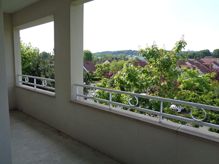 Appartement à louer - Saint-Pantaléon-de-Larche - 2 pièces - 1 chambre