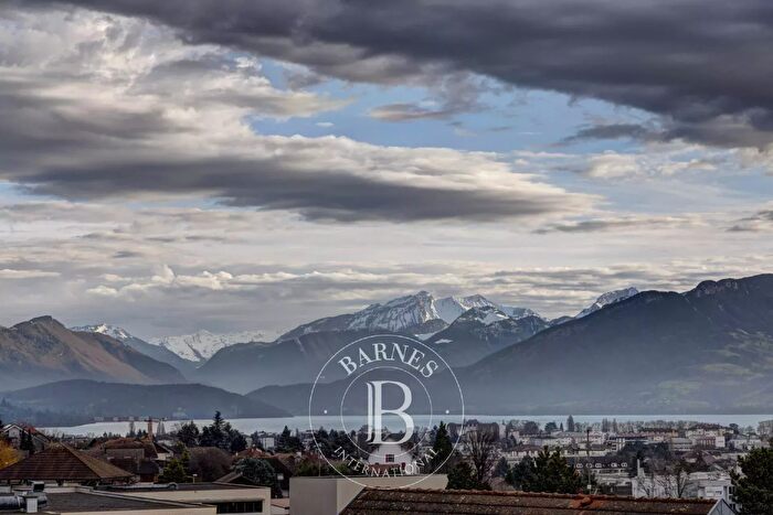 Appartement à vendre - Annecy-le-Vieux, Annecy-le-Vieux Nord - 7 pièces - 4 chambres