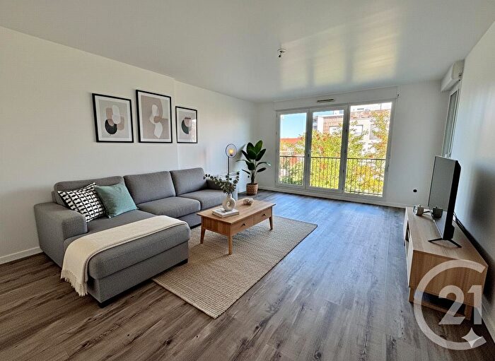 Appartement à vendre - Saint-Denis, La Plaine Saint-Denis - 4 pièces - 3 chambres