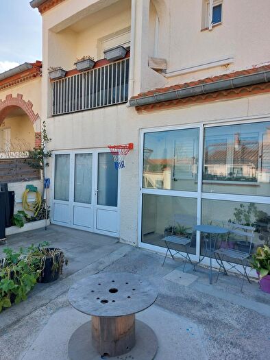 Maisons à vendre et appartements à louer - 1