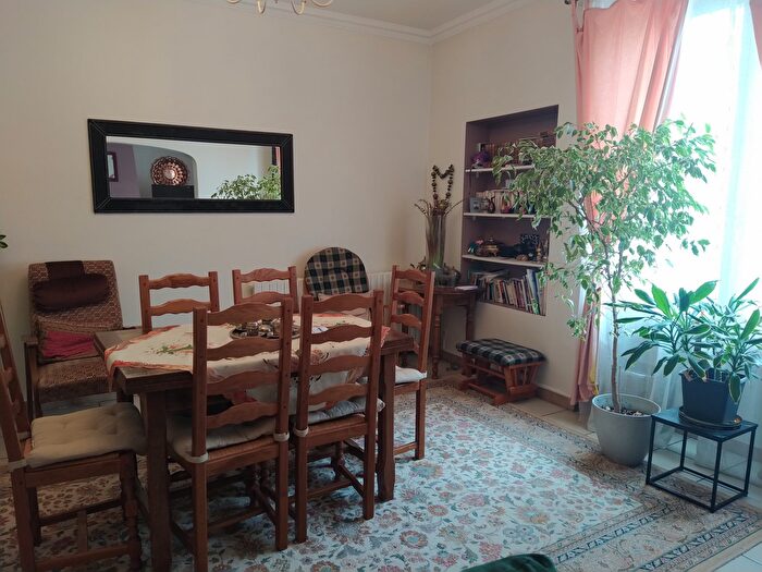 Maison à vendre - Chenôve, Chenôve - 6 pièces - 4 chambres