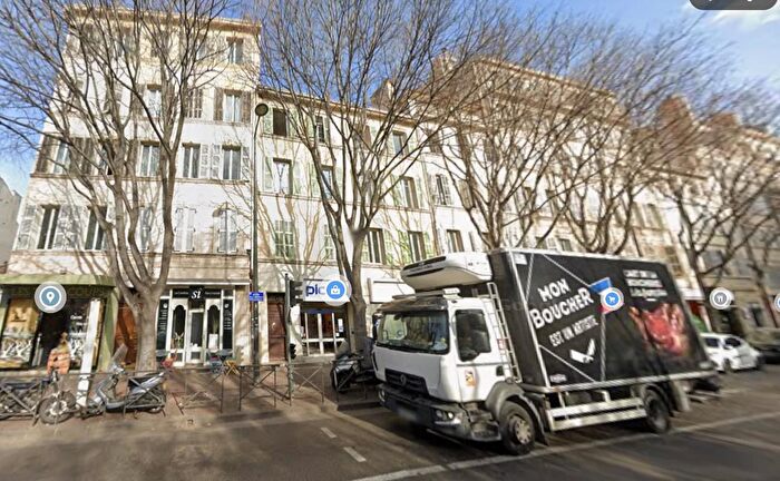 Appartement à vendre - Marseille e , Cinq Avenues - 2 pièces - 1 chambre