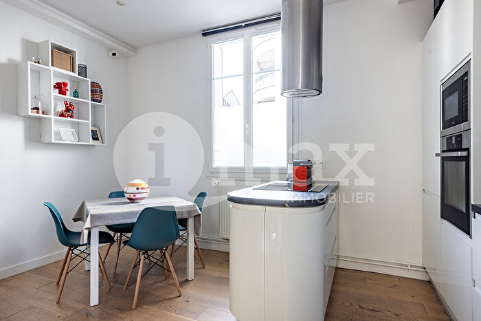 Appartement 3 pièces à Courbevoie, Bécon, à vendre