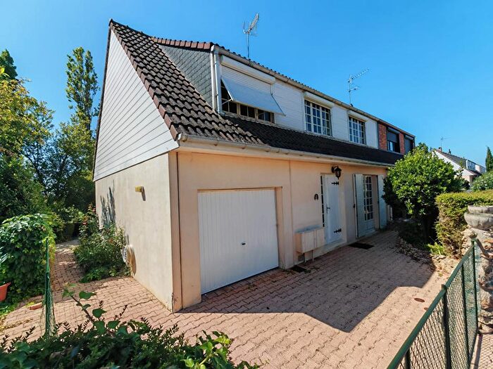 Maison à vendre - Nozay - 5 pièces - 4 chambres