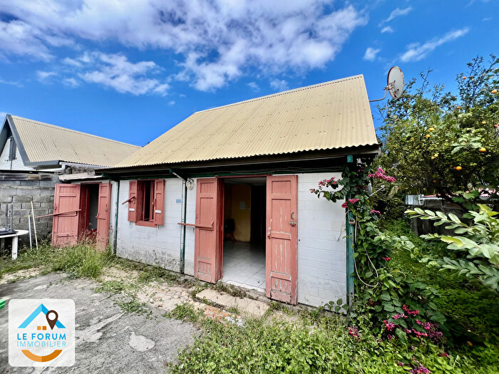 Saint-Pierre : Maison 5 pièces à vendre