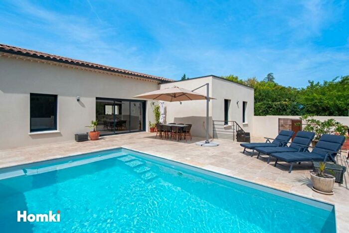 L'Isle-sur-la-Sorgue, Saint-Antoine : Maison 5 pièces à vendre