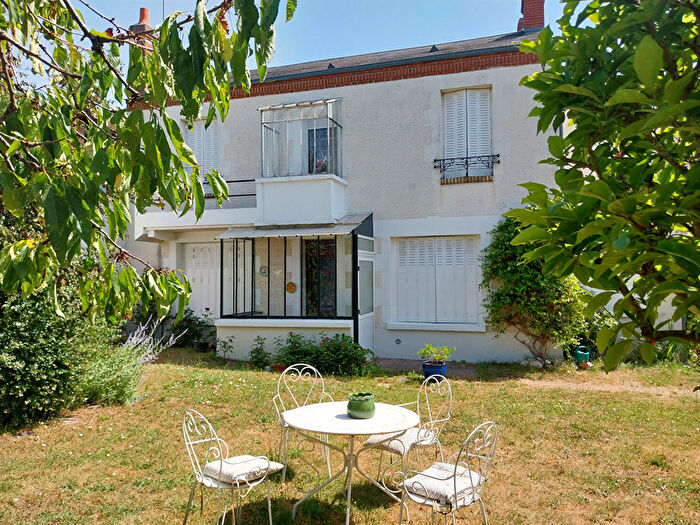 Saint-Jean-le-Blanc : Maison 6 pièces à vendre