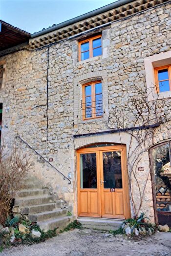 Maison à louer - Valvignères - 3 pièces - 2 chambres