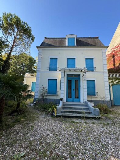 Maison à louer - Argenteuil, Centre-ville - 5 pièces - 5 chambres