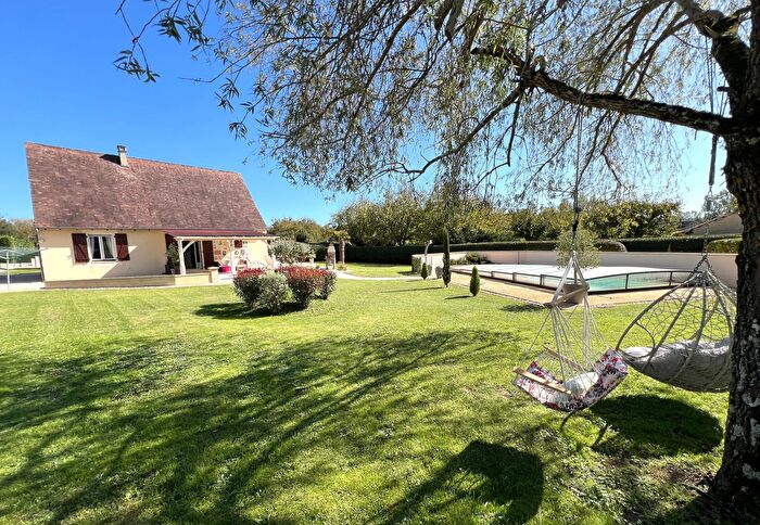 Maison à vendre - Saint-Vincent-de-Cosse - 4 pièces - 3 chambres