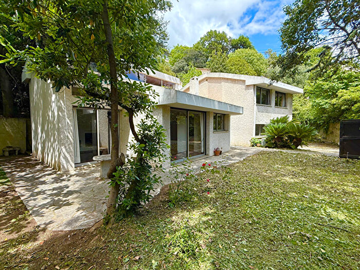 Maison à vendre - Grasse, Magagnosc, Saint-Mathieu - 6 pièces - 4 chambres