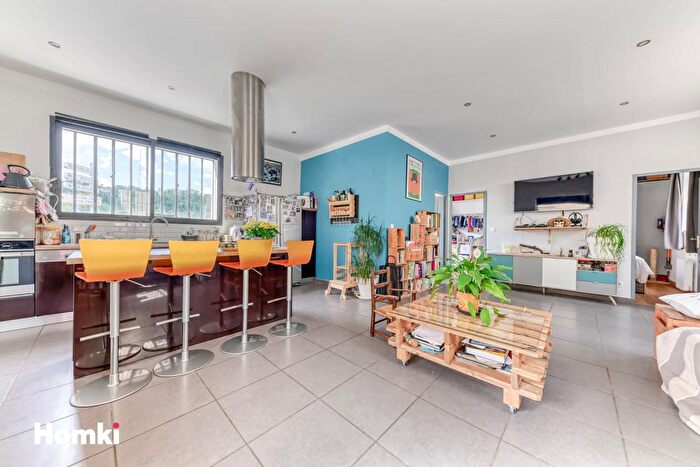 Caluire-et-Cuire, Cuire-le-bas, Cuire-le-Haut : Appartement 3 pièces à vendre