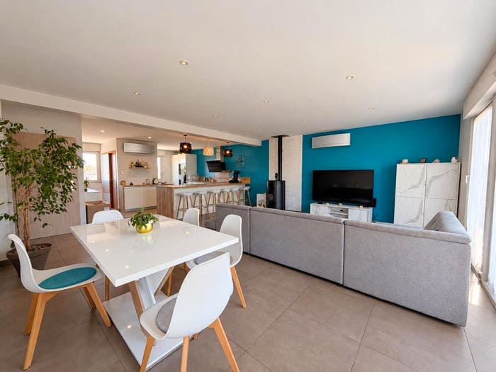 Maison 10 pièces à Amilly, à vendre