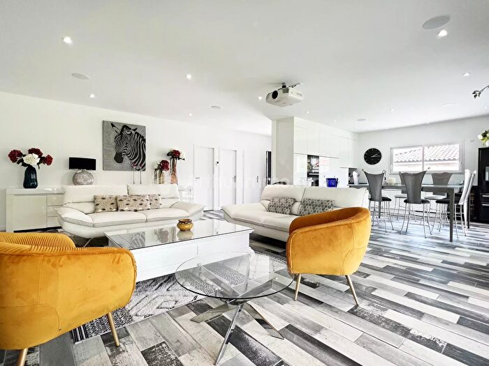 Maison à vendre - Orcet - 5 pièces - 3 chambres