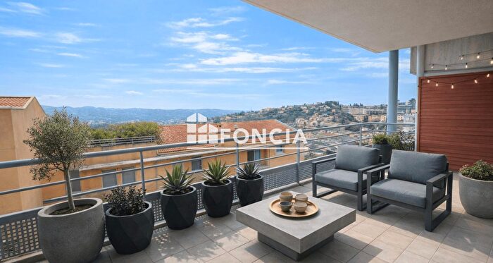 Appartement à vendre - Grasse, Gare - 3 pièces - 2 chambres