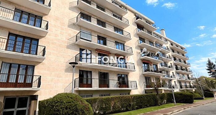 Appartement à vendre - Dreux, Centre-ville - 5 pièces - 3 chambres