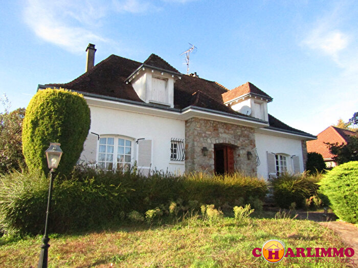 Maison à vendre - Cognac-la-Forêt - 6 pièces - 4 chambres