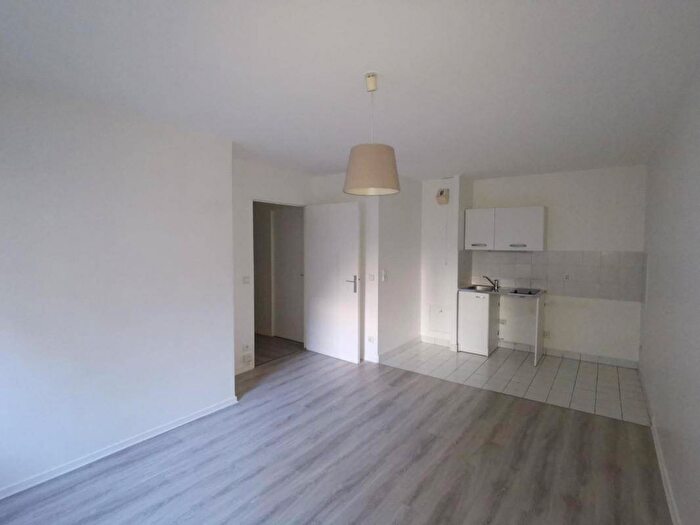 Emeriau-Zola, Paris 15ème arrondissement : Appartement 1 pièce à louer
