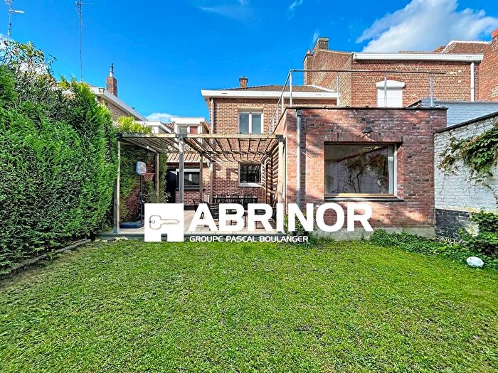 Maison 4 pièces à vendre à Roubaix, Moulin, Potennerie