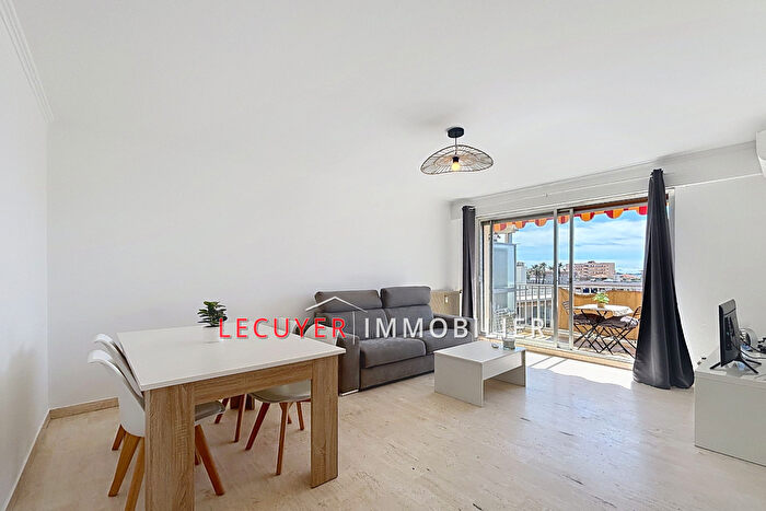 Appartement 1 pièce à vendre - Vallauris, Golfe Juan, Vieux Port