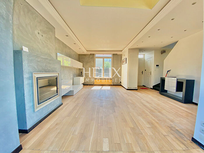 Maison 8 pièces à Nanterre, Mont Valérien, à louer