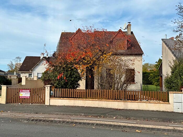 Maison 6 pièces à Bourges, à vendre