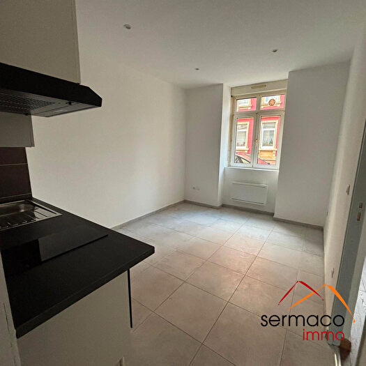 Appartement à louer - Sarreguemines - 3 pièces - 1 chambre