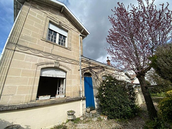 Maison à vendre - Le Bouscat - 6 pièces - 3 chambres