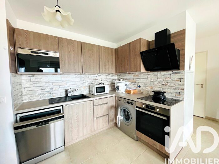 Appartement à vendre - Hyères, Maurels - 2 pièces - 1 chambre