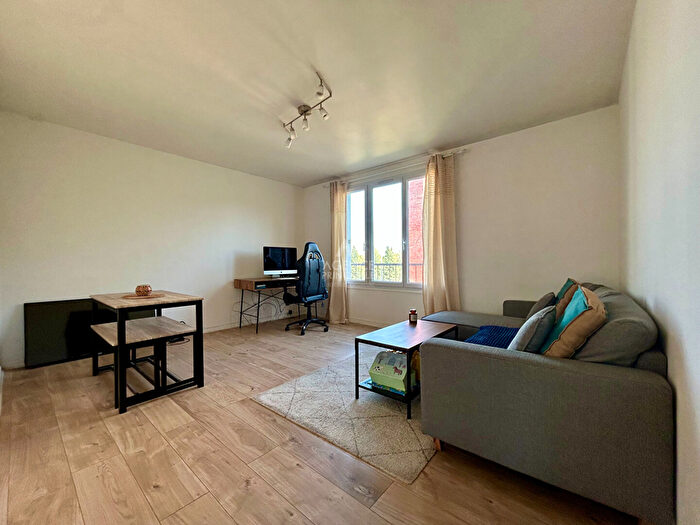 Appartement à vendre - Poissy, Abbaye - 3 pièces - 2 chambres