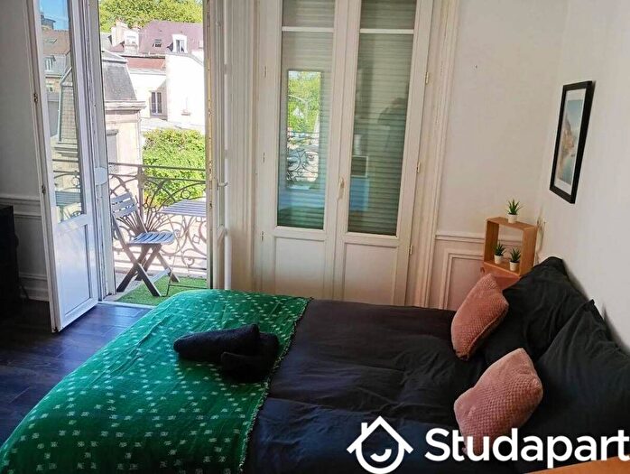 Appartement à louer - Centre Ville, Reims - 1 pièce