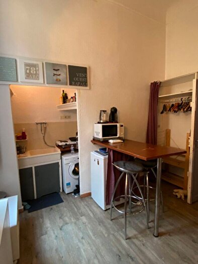 Appartement à louer - Centre Ville, Aix-en-Provence - 1 pièce
