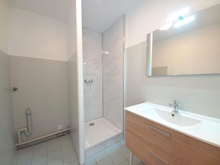 Millau, Jean Jaurès : Appartement 2 pièces à louer