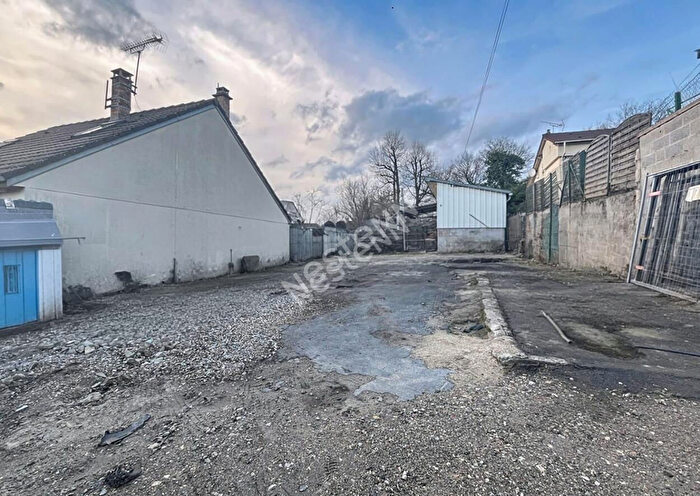 Maison à vendre - Puiseux-en-France - 5 pièces - 3 chambres