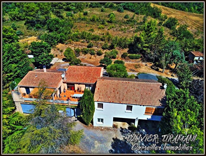 Maison 12 pièces à Rieux-en-Val, à vendre