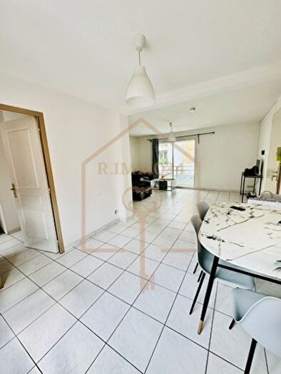 Appartement à vendre - Béziers, Champ de Mars - 3 pièces - 2 chambres