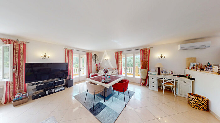 Maison 5 pièces à Poulx, à vendre