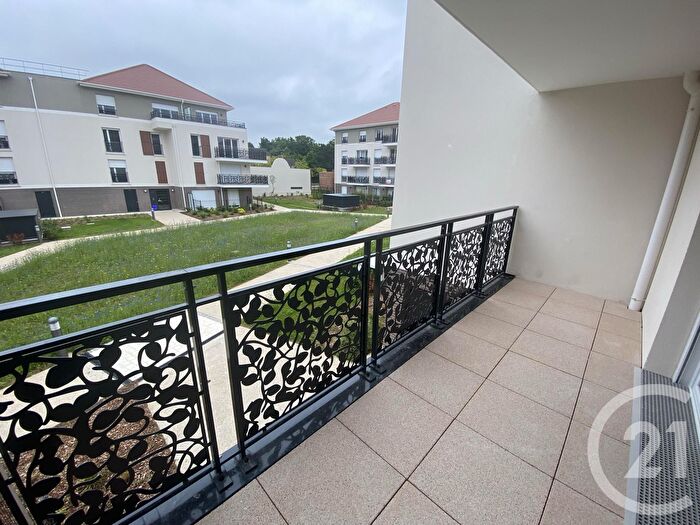 Jouy-le-Moutier, Bourseaux, Noyer, Eguérets, Temps-Perdu : Appartement 2 pièces à louer