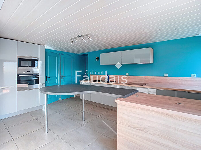 Maison à louer - Lison - 5 pièces - 4 chambres