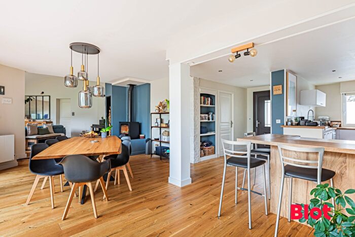 Maison à vendre - Saint-Herblain, Bourg - 7 pièces - 4 chambres