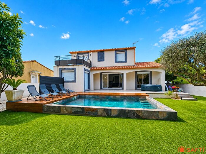Nîmes, Route dArles - Maison 5 pièces à vendre