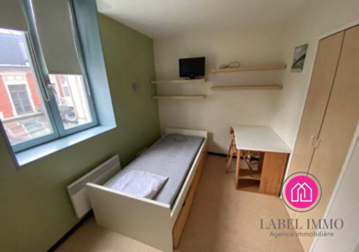 Appartement à louer - Centre-Neuf Bourg-Quesnoy-Delsaux-Musée-Cannoniers-Gare, Valenciennes - 1 pièce