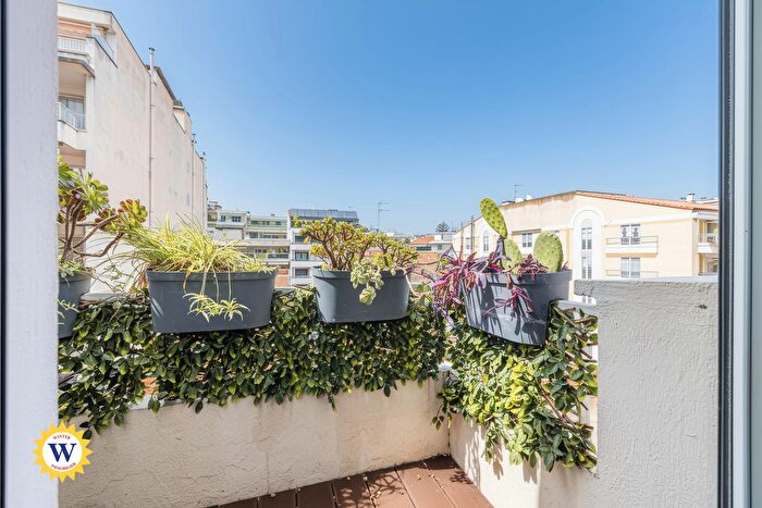 Appartement à louer - Nice, Gambetta - 2 pièces - 1 chambre